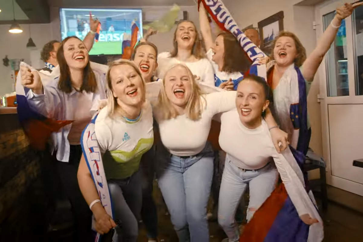 Matej Trstenjak in Mitja Šinkovec združila moči, nastala je nova navijaška skladba Sloveniji v ...